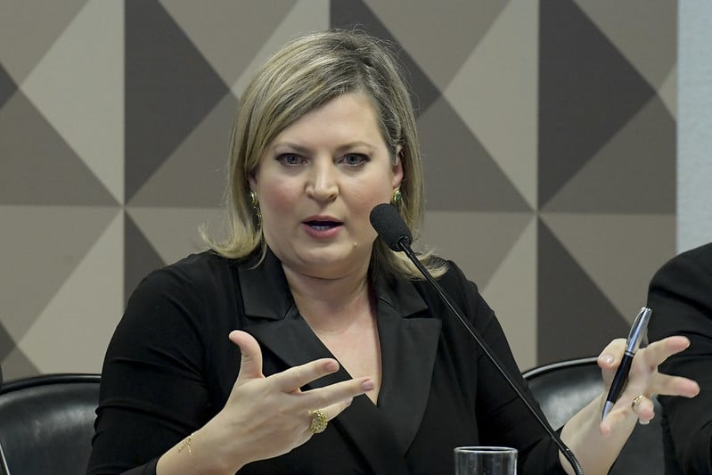 Joice assume liderança do PSL na Câmara no lugar de Eduardo Bolslonaro ...