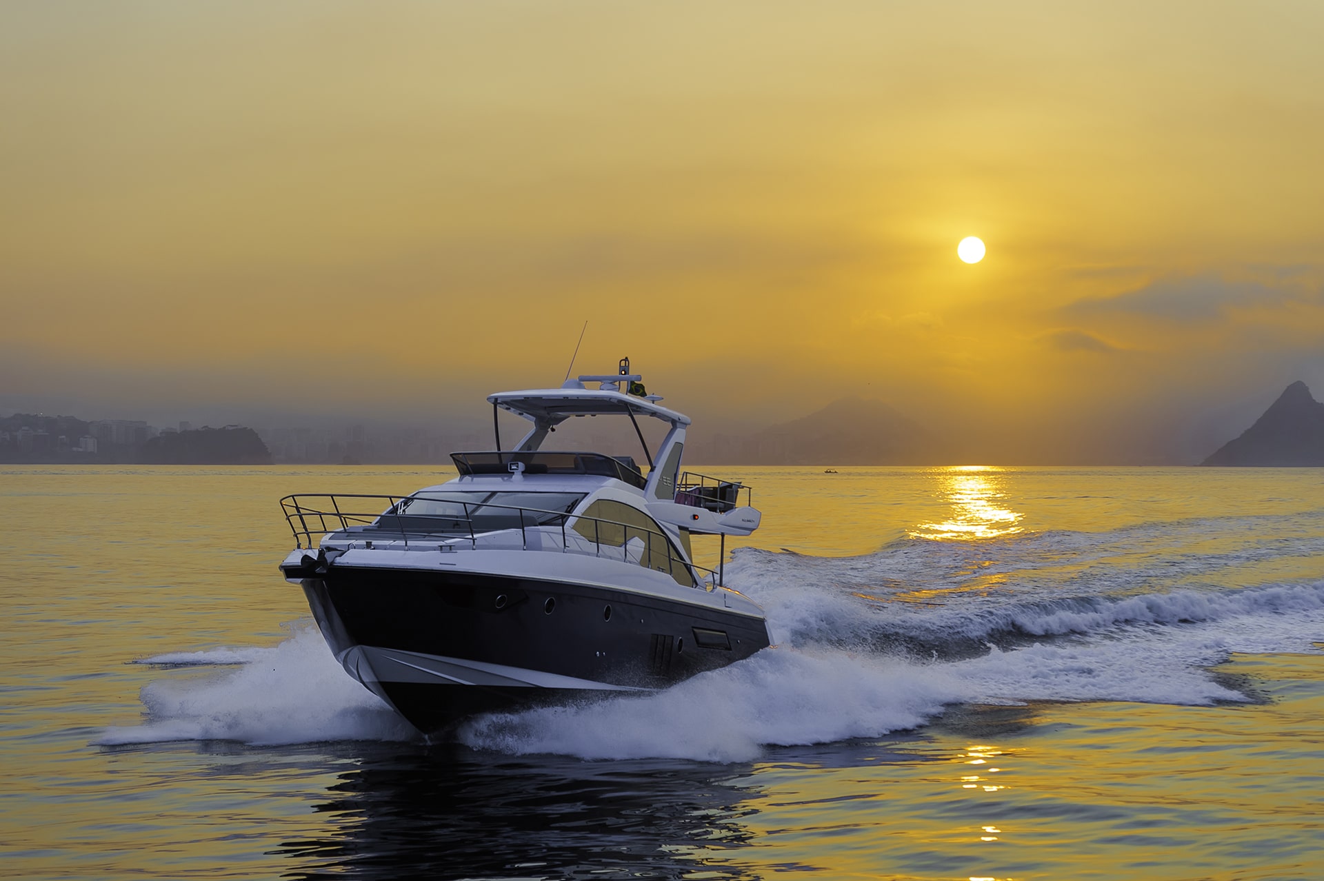 Azimut cresce 20% e fatura € 1 bilhão - Money Report